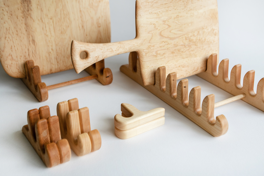 【BRAND STORY】Edward Wohl｜展現絲柔優雅的鳥眼楓木之美 - 小器通信